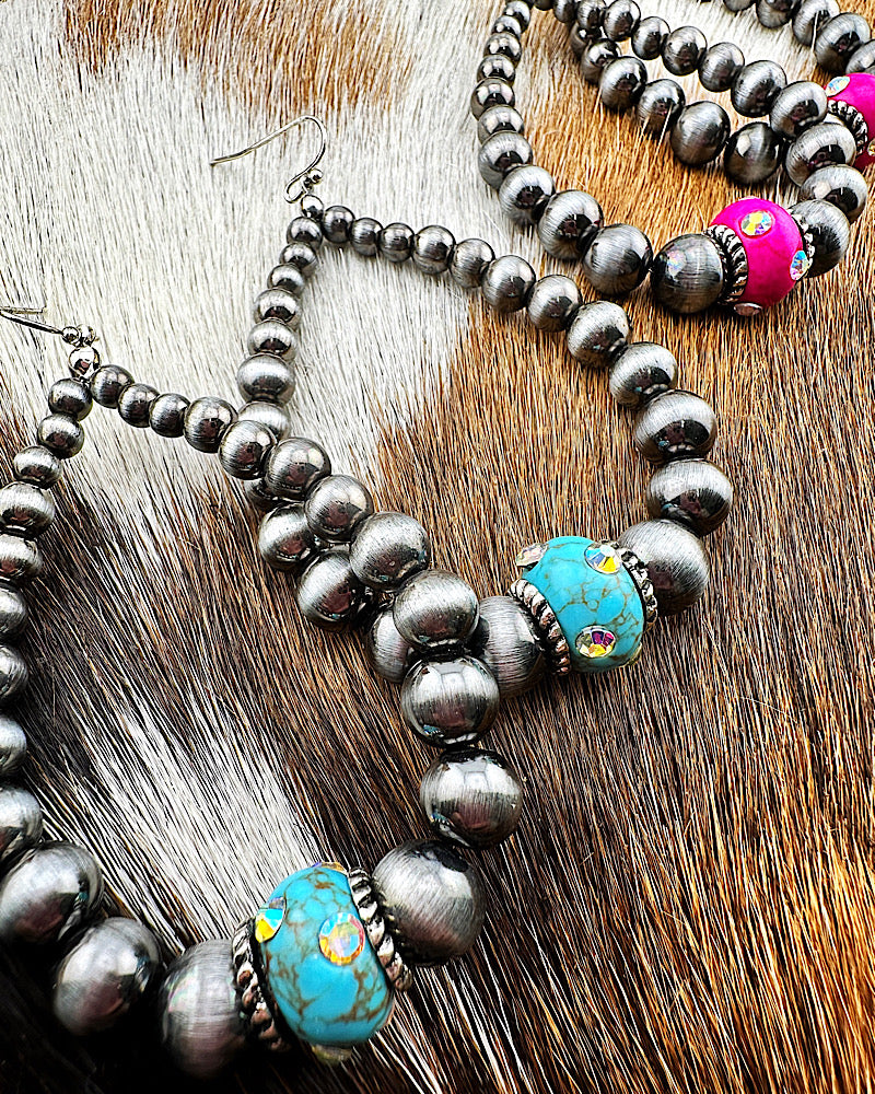 Lainey Teardrops – Sisters Boutique & Gifts, Inc.